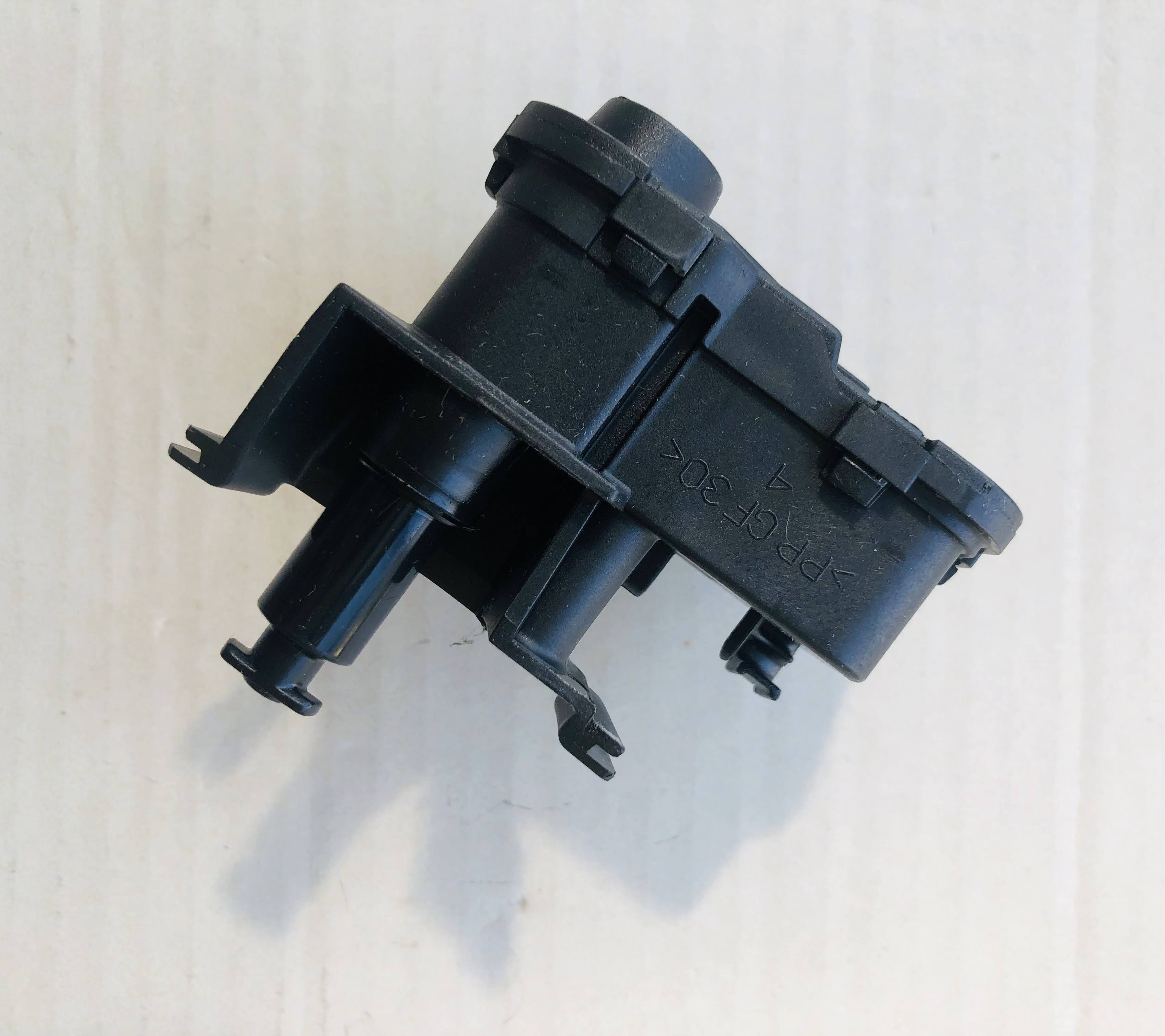 GENUINE OEM VW AUDI SKODA SEAT Tank flap opening servo motor 7P0810773F